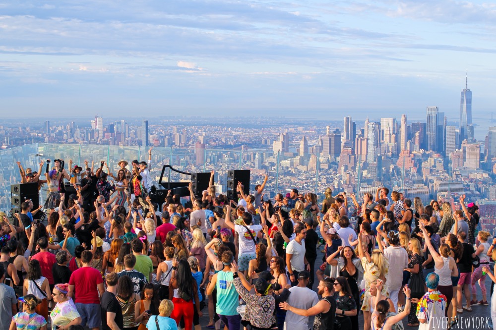 DAYBREAKER: on the Edge of a New NYC Era DAYBREAKER: on the Edge of a ...